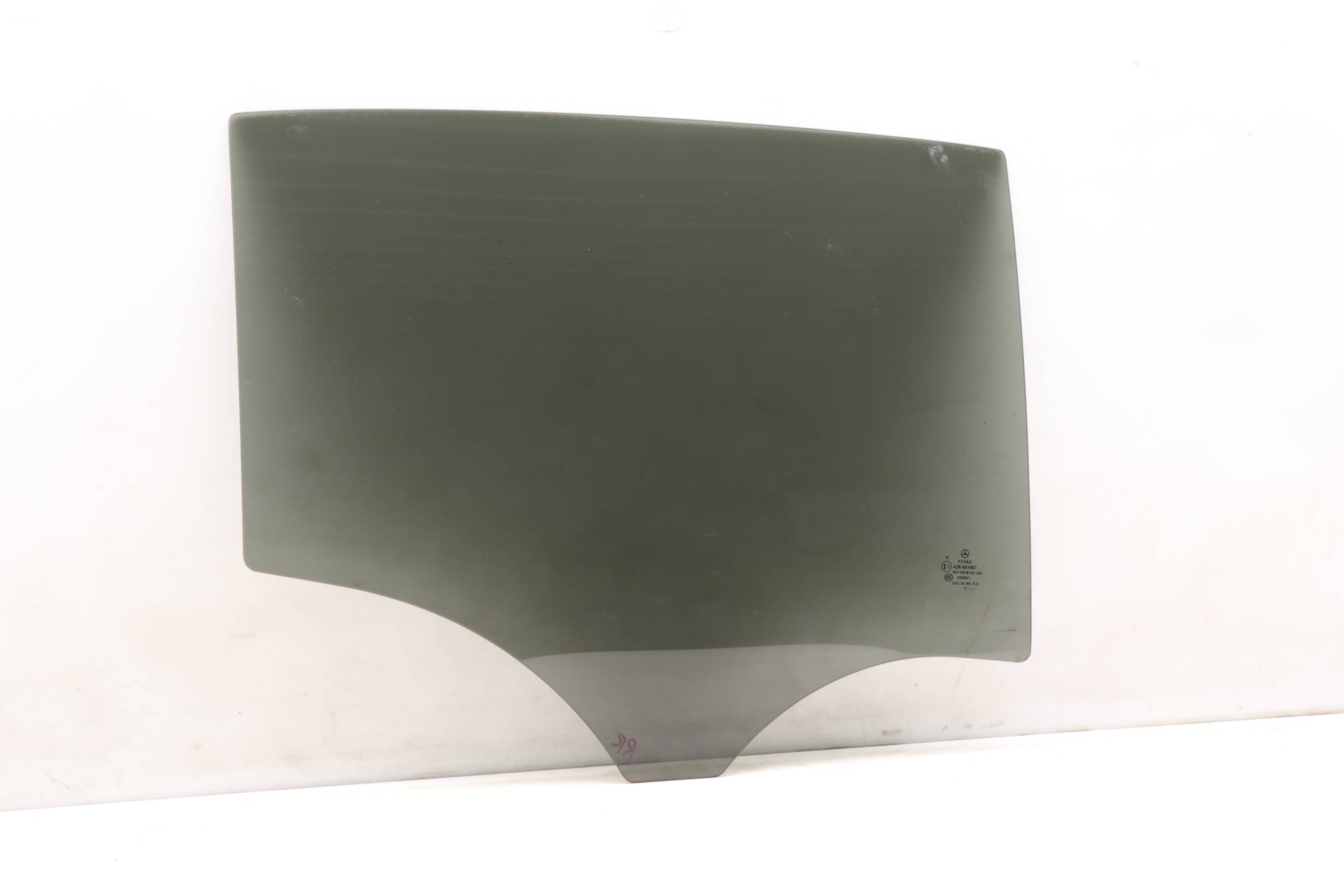 Glass - Exterior - GLA250 - Mercedes-Benz