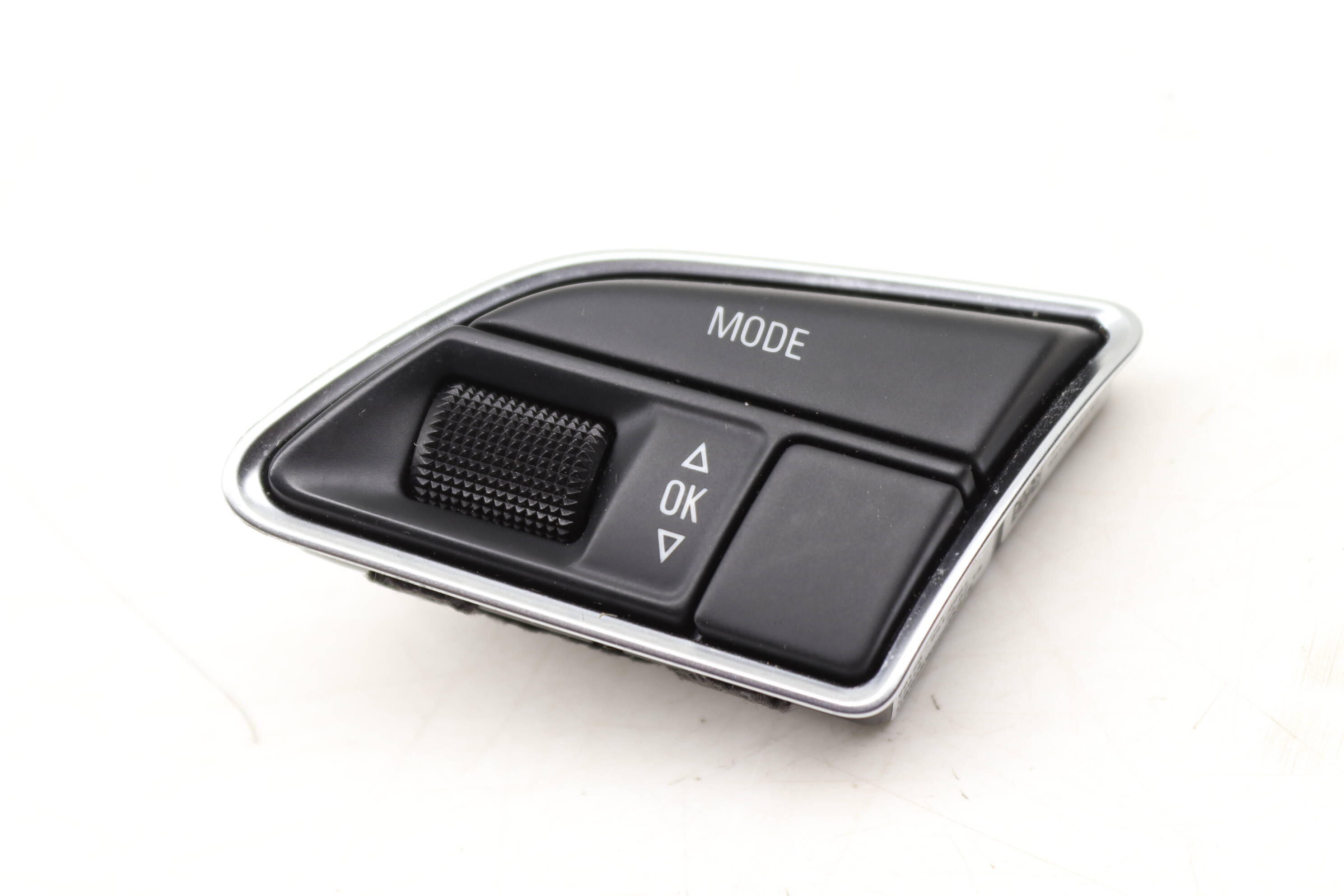 Audi Left Steering Wheel Control Button / Switch 4L0951523D