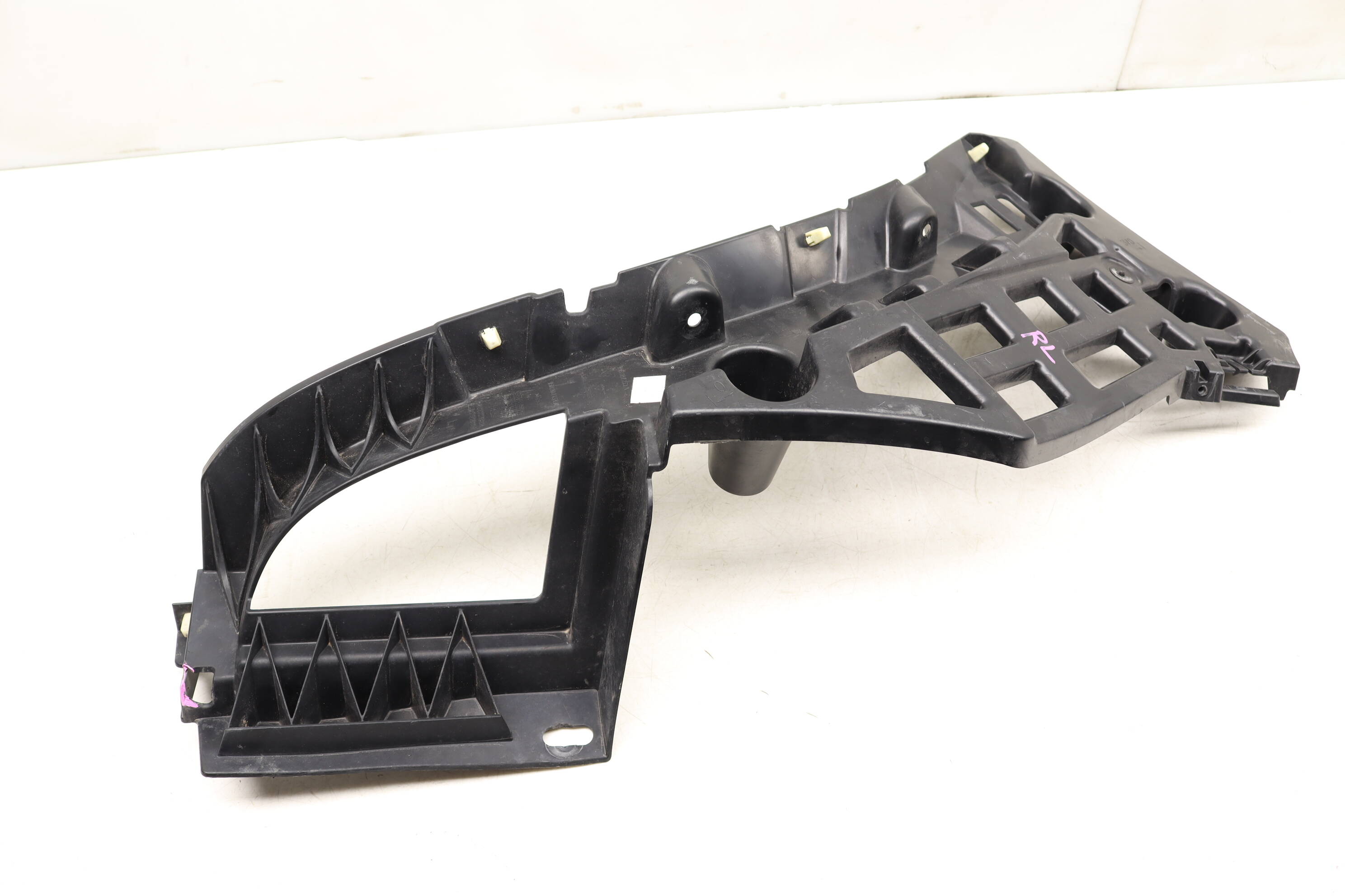 Porsche Rear Left Bumper Mount Bracket (Side) (Macan) 95B807453A
