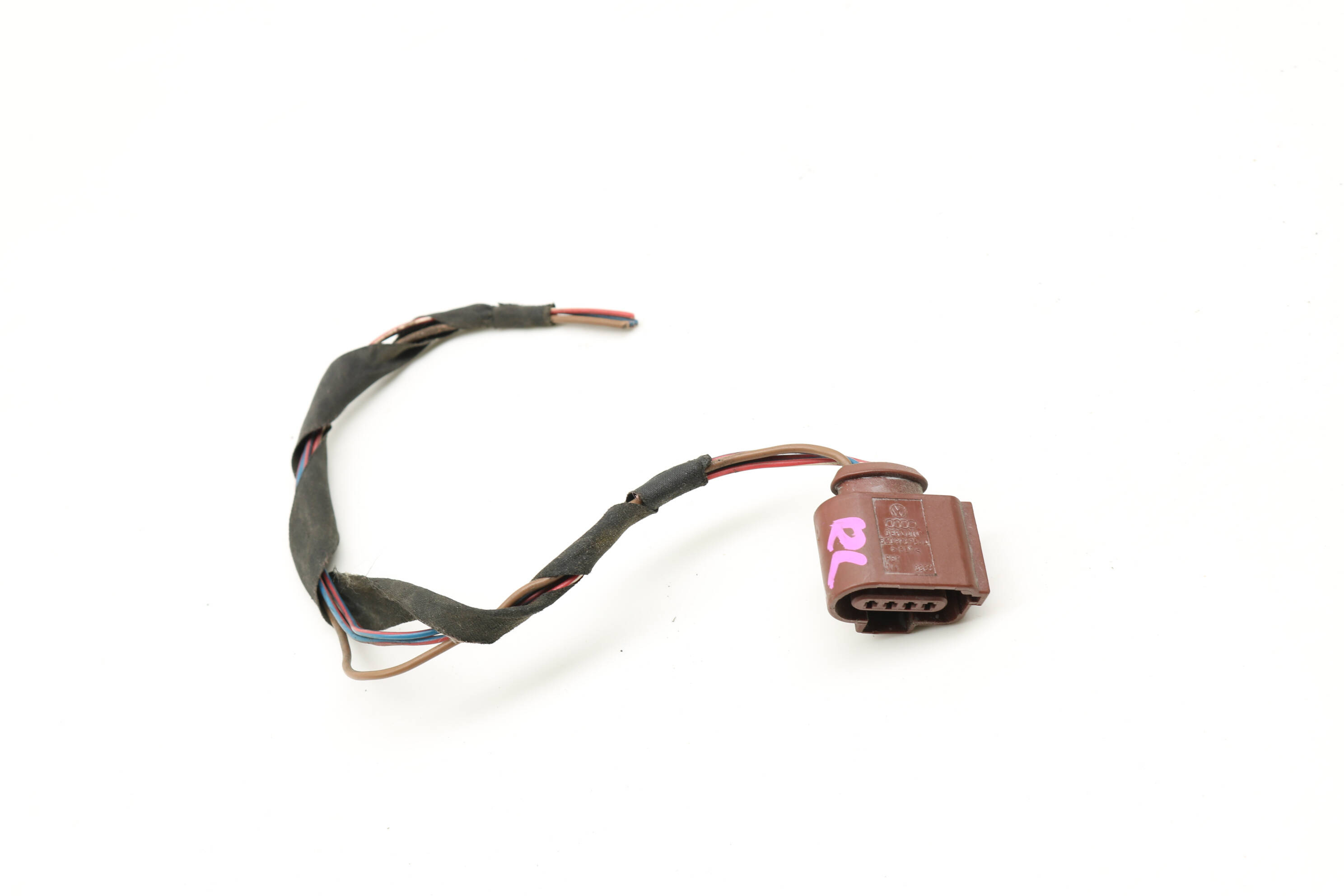 4 PIN WIRE CONNECTOR / PIGTAIL - AUDI A3 A4 A6 A8 Q7 VW CC EOS JETTA
