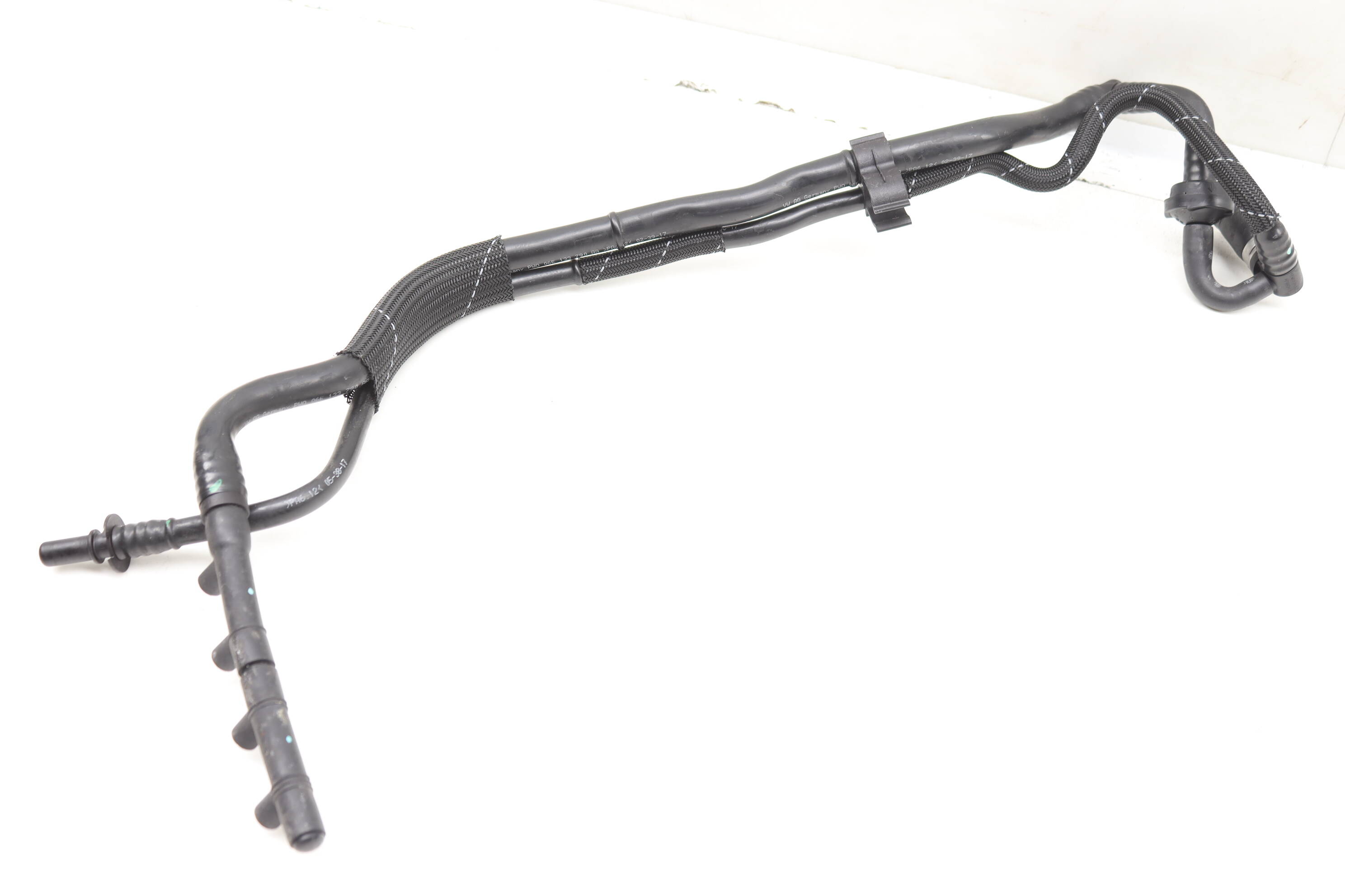 Audi Crankcase / Engine Breather Hose Set 06E133790AA