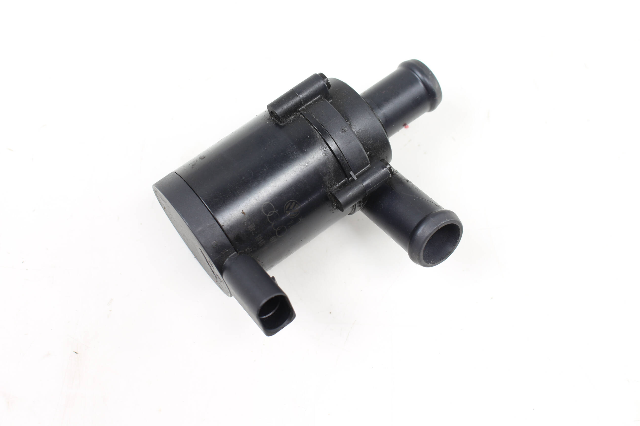 Audi Auxiliary Coolant / Water Pump (S6) 07C121599A