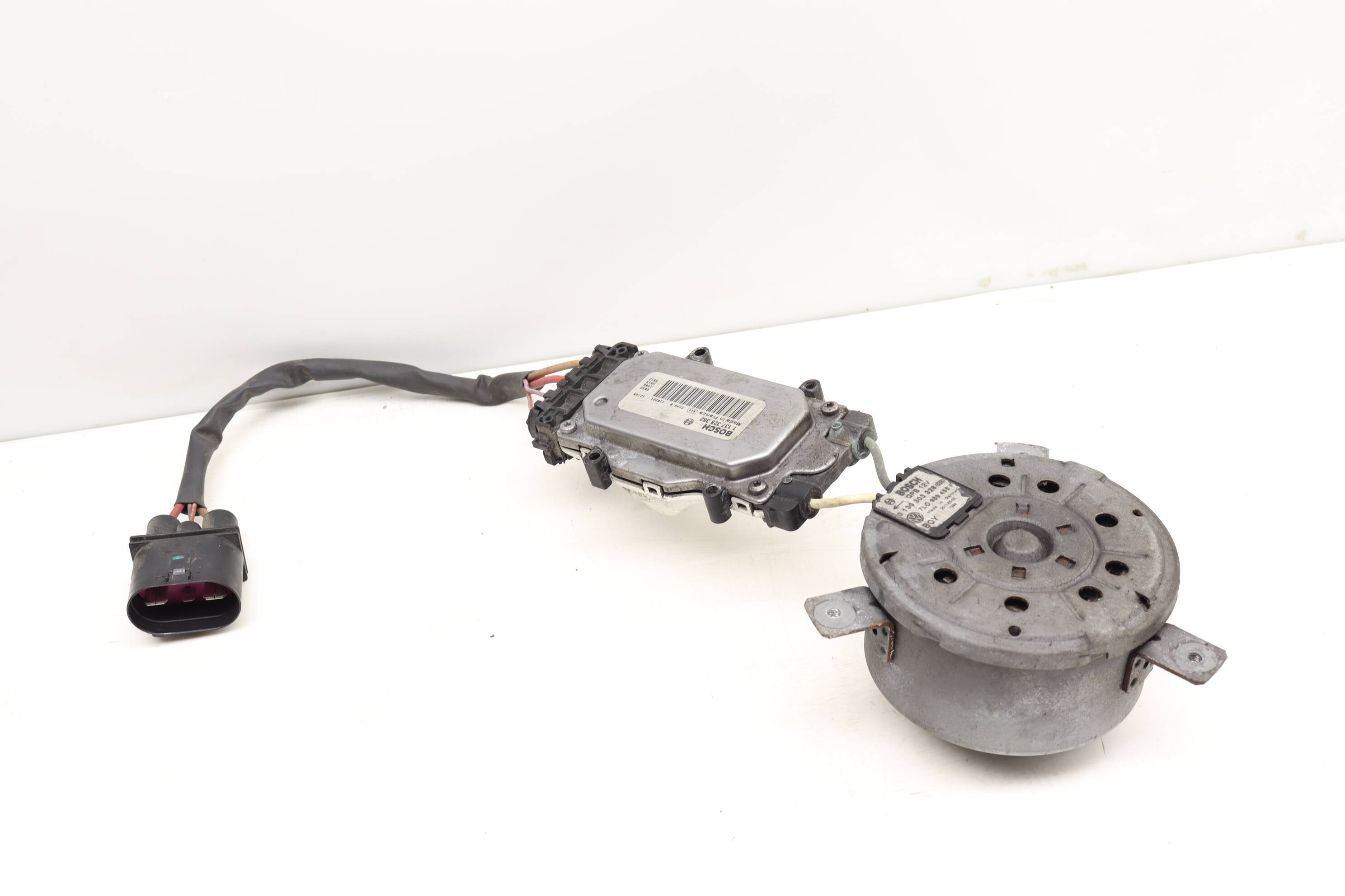 Audi Cooling Fan Motor / Control Unit (Q7) 7L0959455F