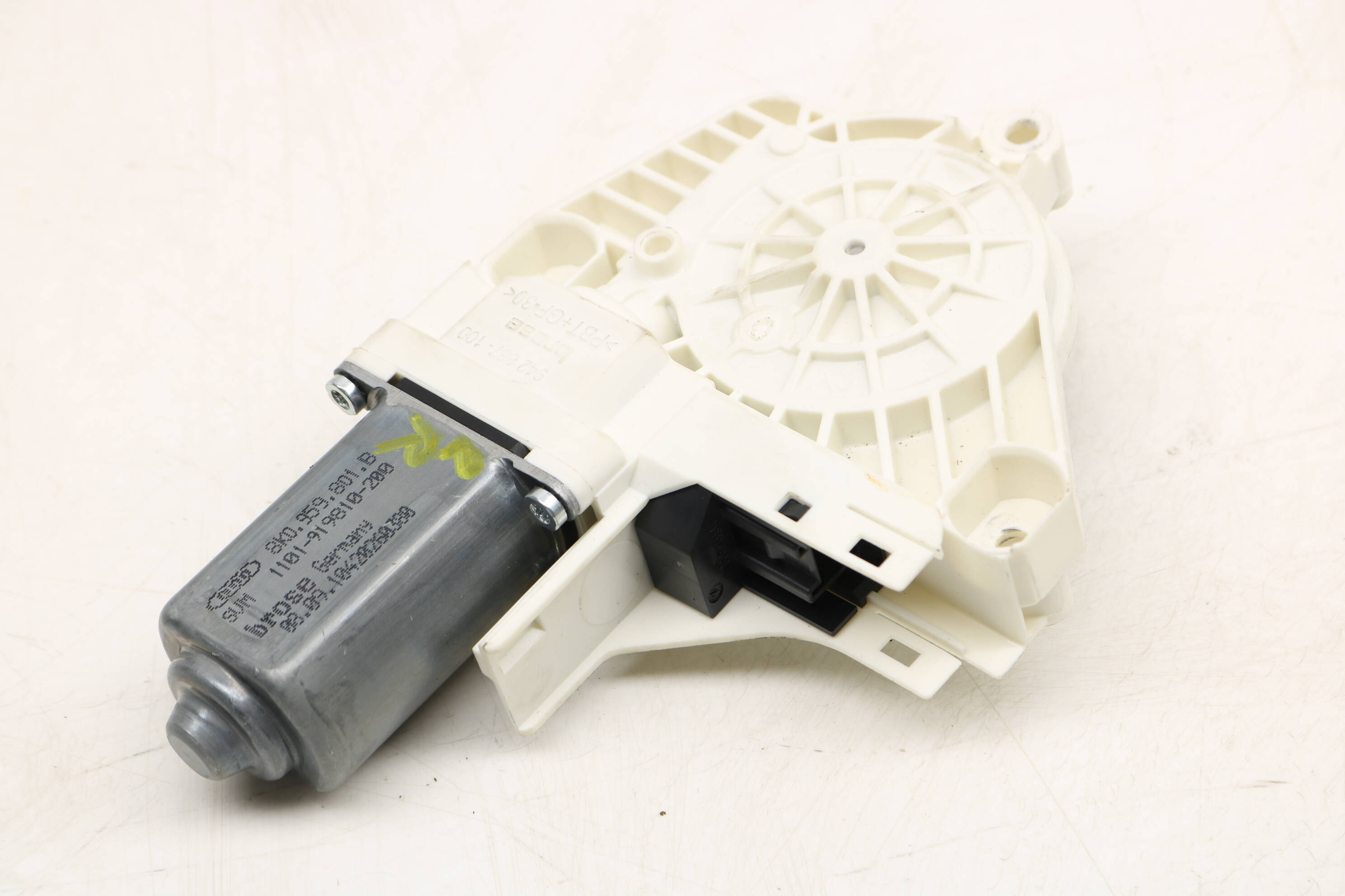 Audi Rear Right Power Window Motor 8K0959801B