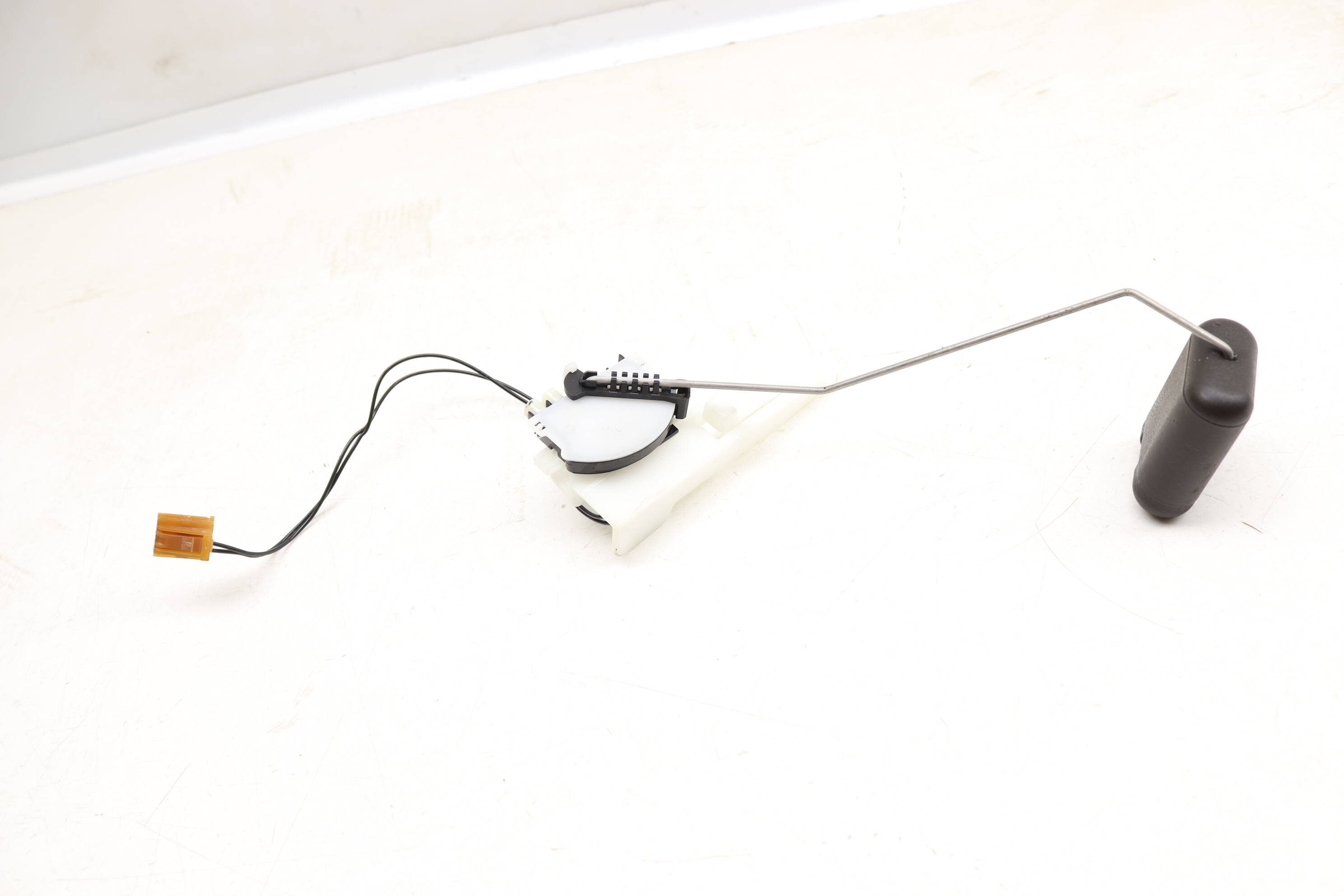 Audi Fuel Gauge Sensor / Sending Unit (Q8, Q7) 4M0919671C