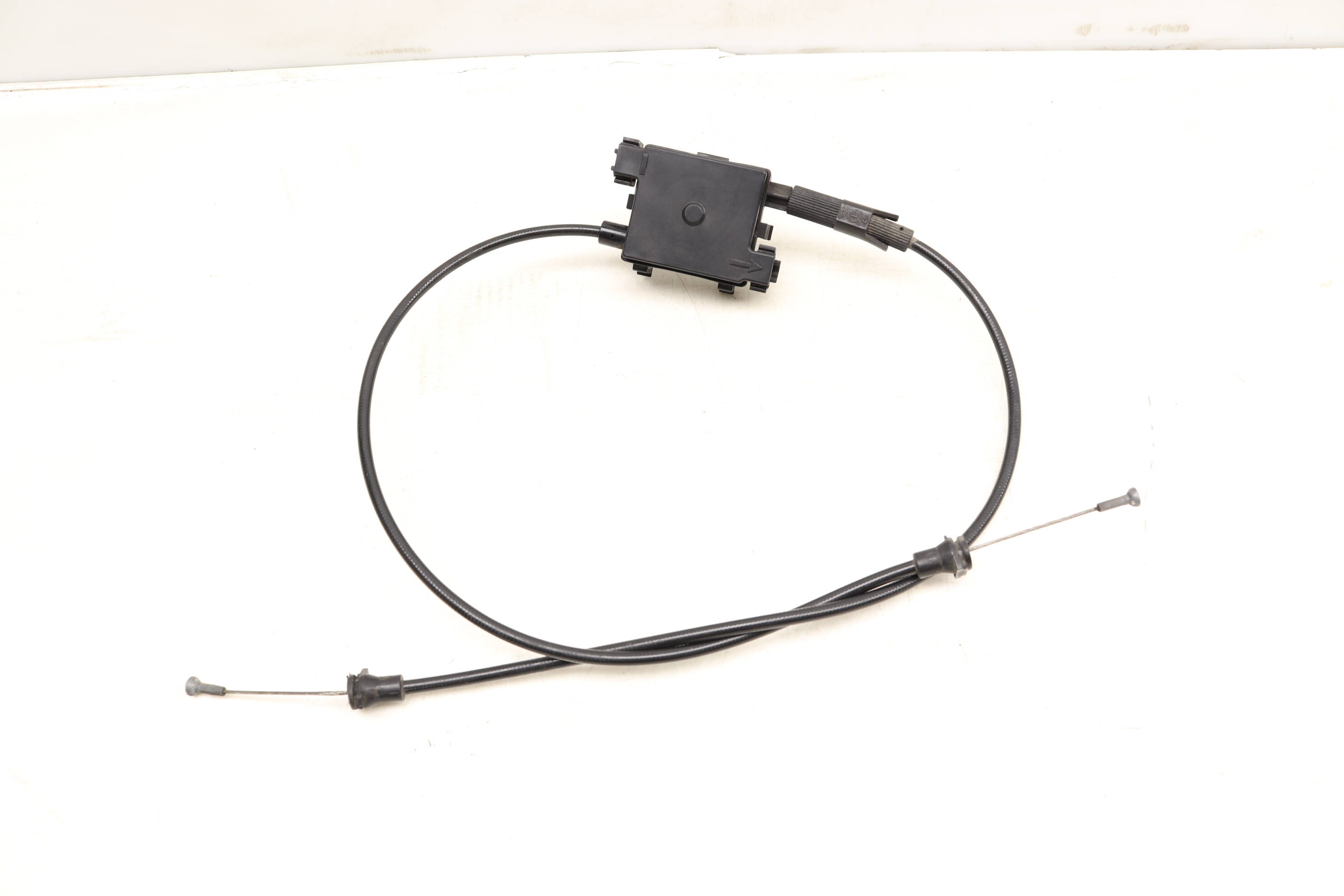Audi Hood Latch Release Cable 4G0823531A